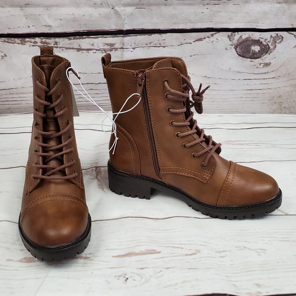 Universal Thread | Shoes | Universal Thread Kamrym Lace Up Combat Boots ...